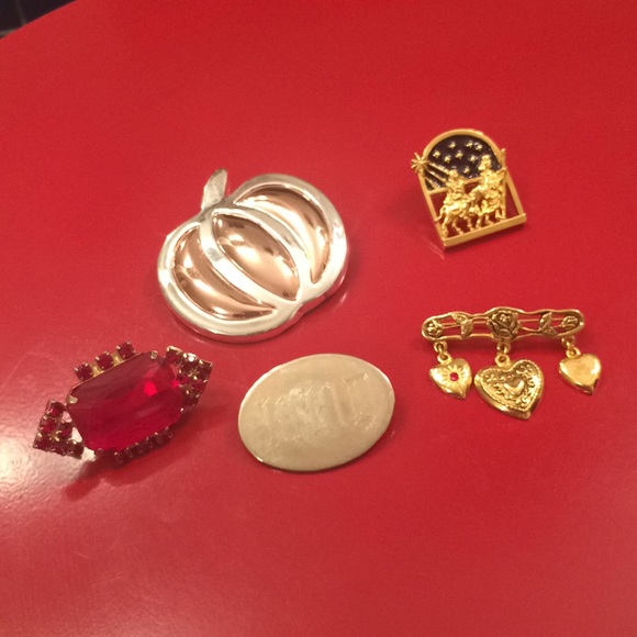 Jewelry | Brooch Bundle 5 In Total | Poshmark